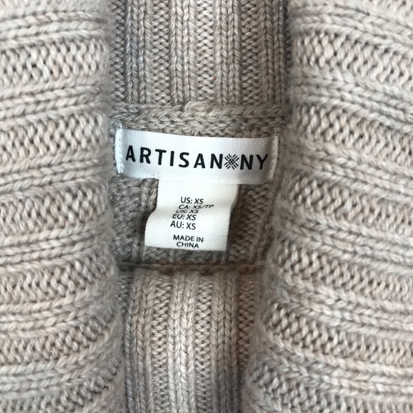 Artisan Ny | Sweaters | Artisan Ny Beige Cable Knit Sweater Fringe ...
